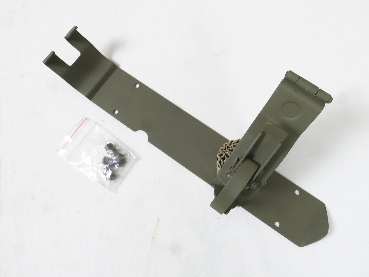 US WW2 Grease Gun Bracket / Holder Grease gun Mounting Willys Jeep MB ...