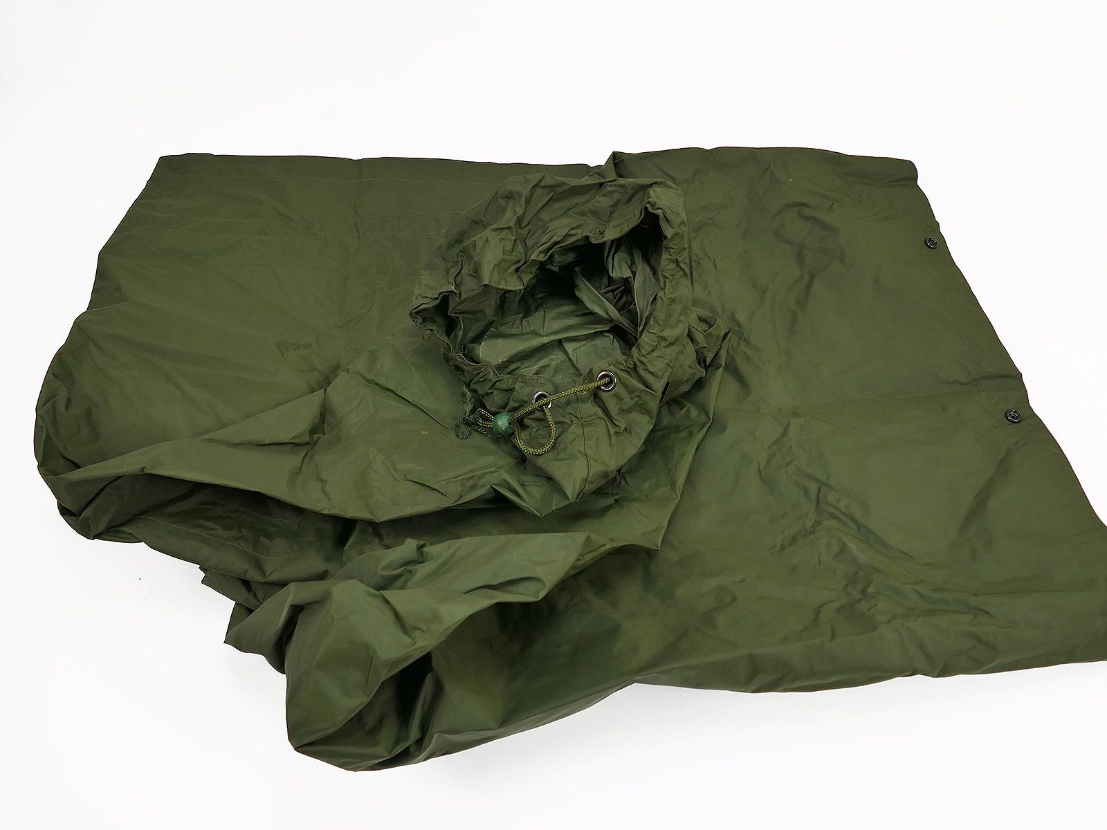 Flea market box, 14kg: Miliaria assortment – British Army bags, spare ...