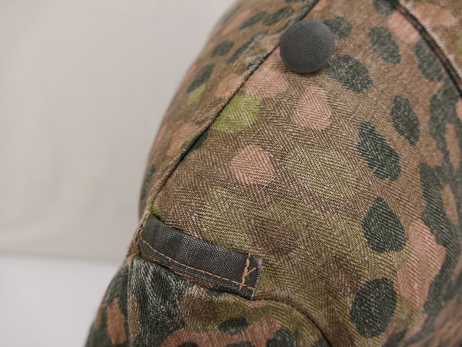 RARE Waffen SS four-pocket skirt PINK SALMON camouflage jacket Pea Dot ...