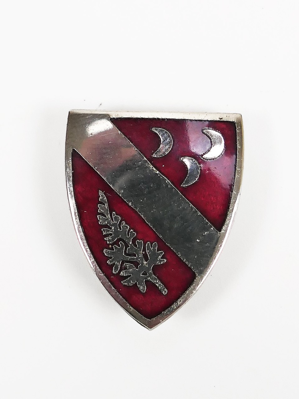 US WW2 Military Unit Crests Insignia 7th Field Artillery Regiment Pin ...