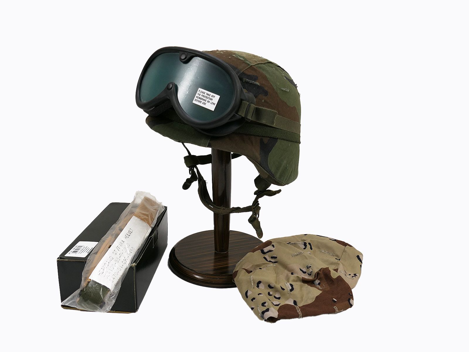 #67 US PASGT Combat Helmet Combat Helmet SMALL + Desert + Woodland ...