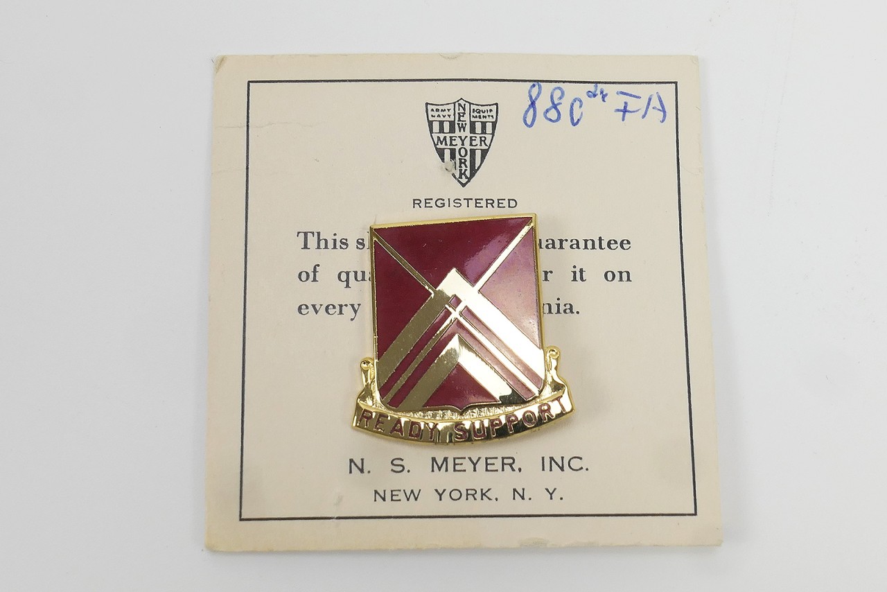 US WW2 Military Unit Crests Unit Insignia 880th Field Artillery Pin ...