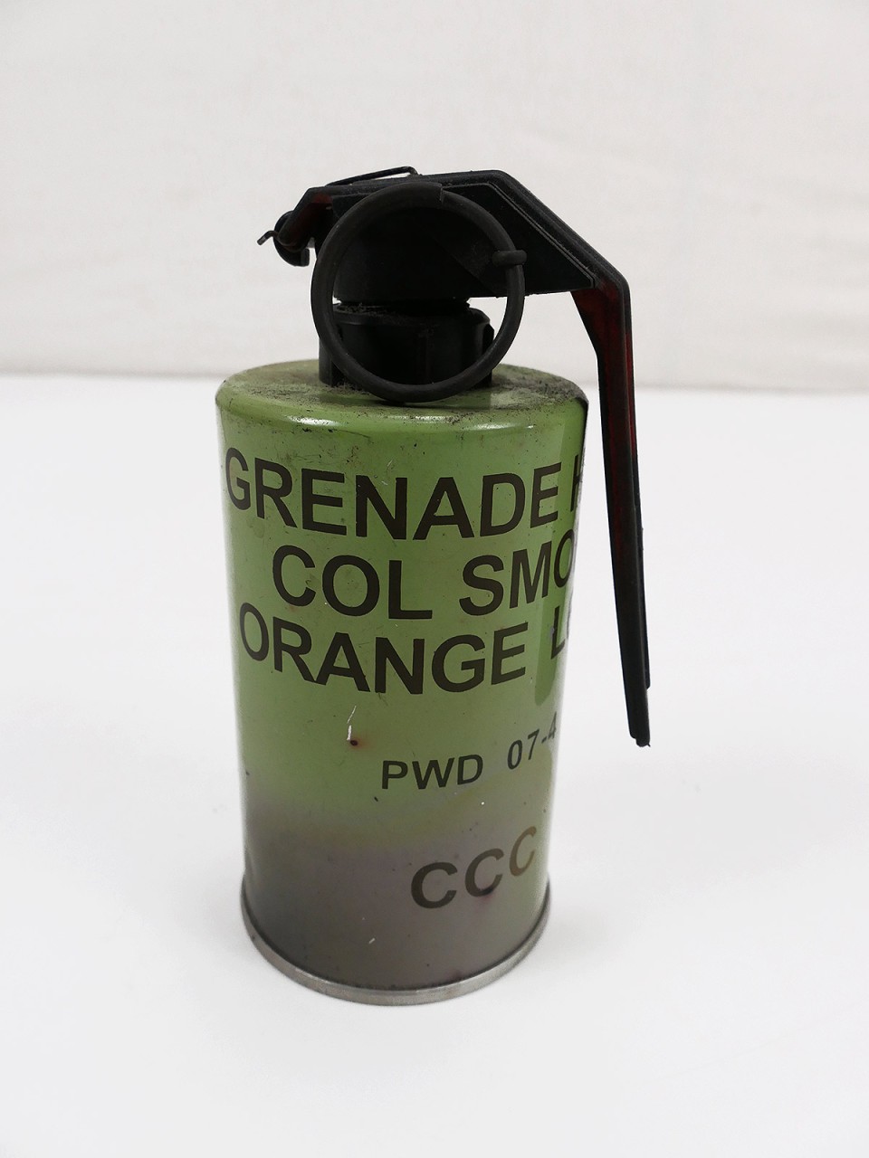 US ARMY DEKO smoke grenade Orange Grenade hand signal smoke L69A1 ...