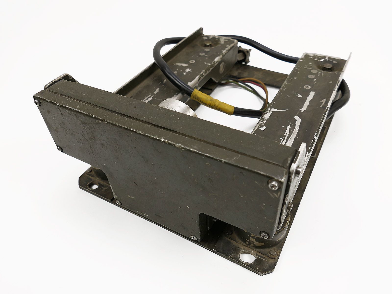 US ARMY Radio Mounting MT-1436/U Car radio mounting bracket | Lomax ...