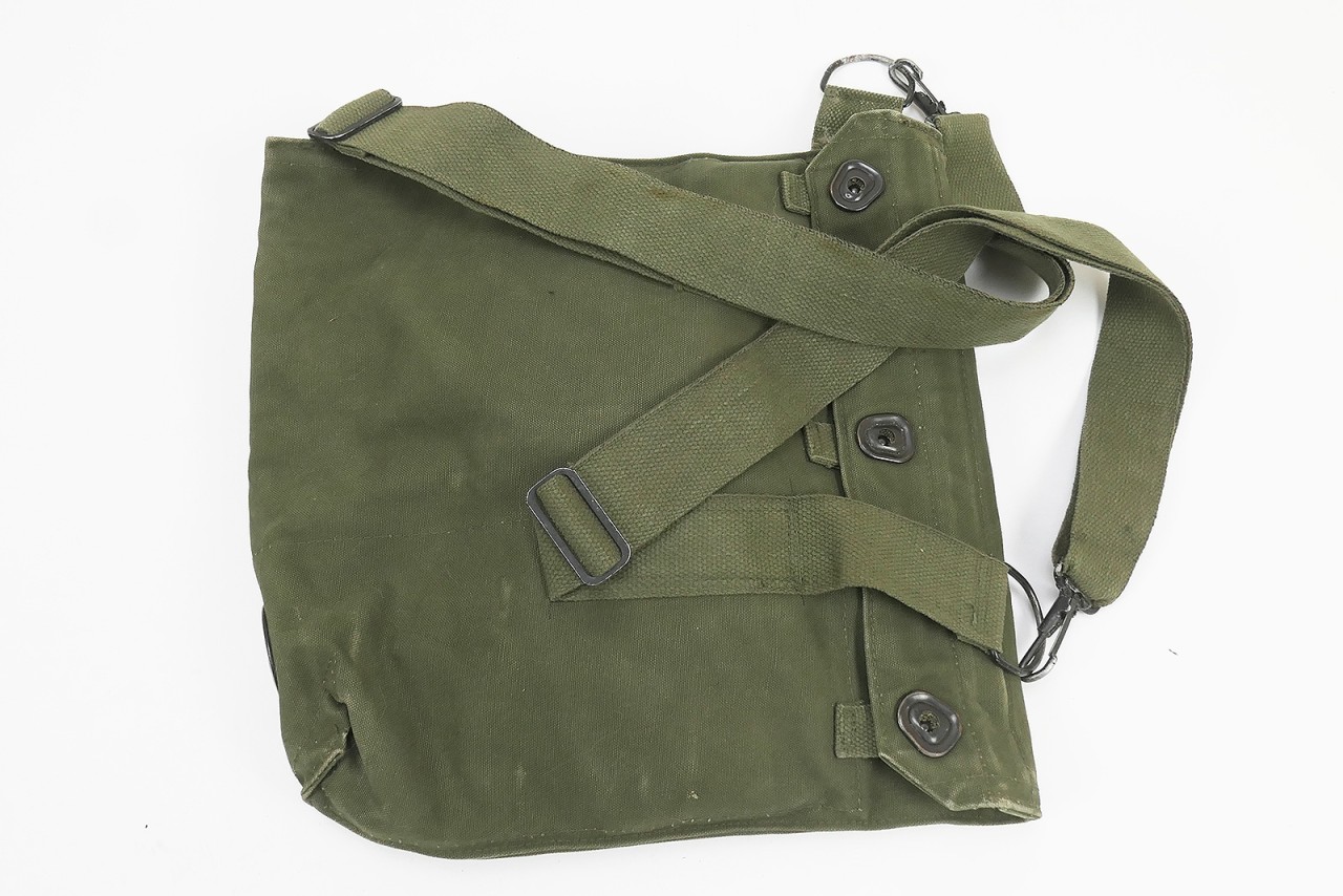 Original US Army M25A1 Chemical Biological Tank Gas Mask Bag with ...