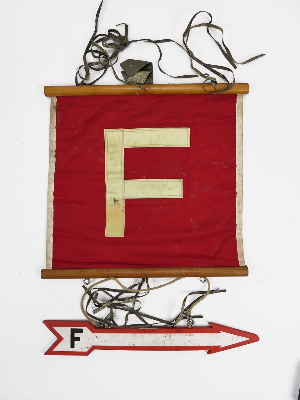 #18 Type Wehrmacht radio telecommunication arrow marking ...