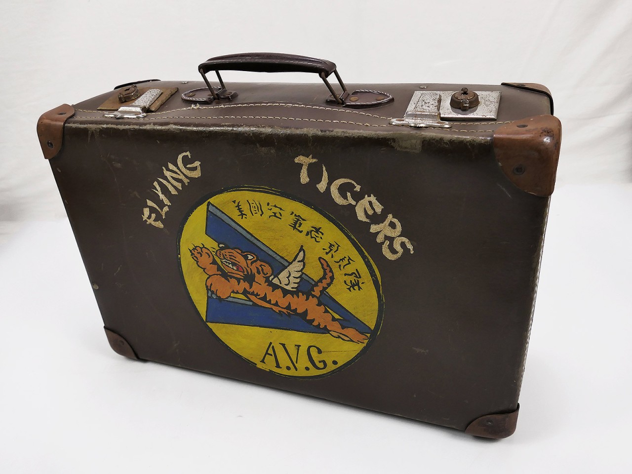US ARMY USAF Flying Tigers Nose Art Old School Vintage Suitcase Travel ...