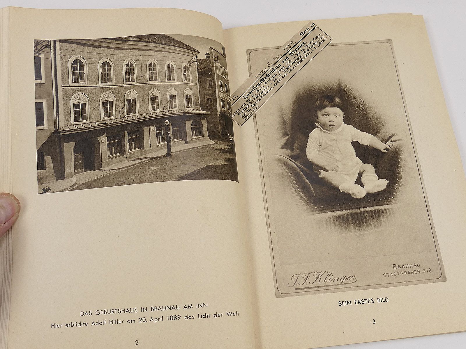 Booklet Book illustrated book Heinrich Hoffmann - Hitler as nobody ...