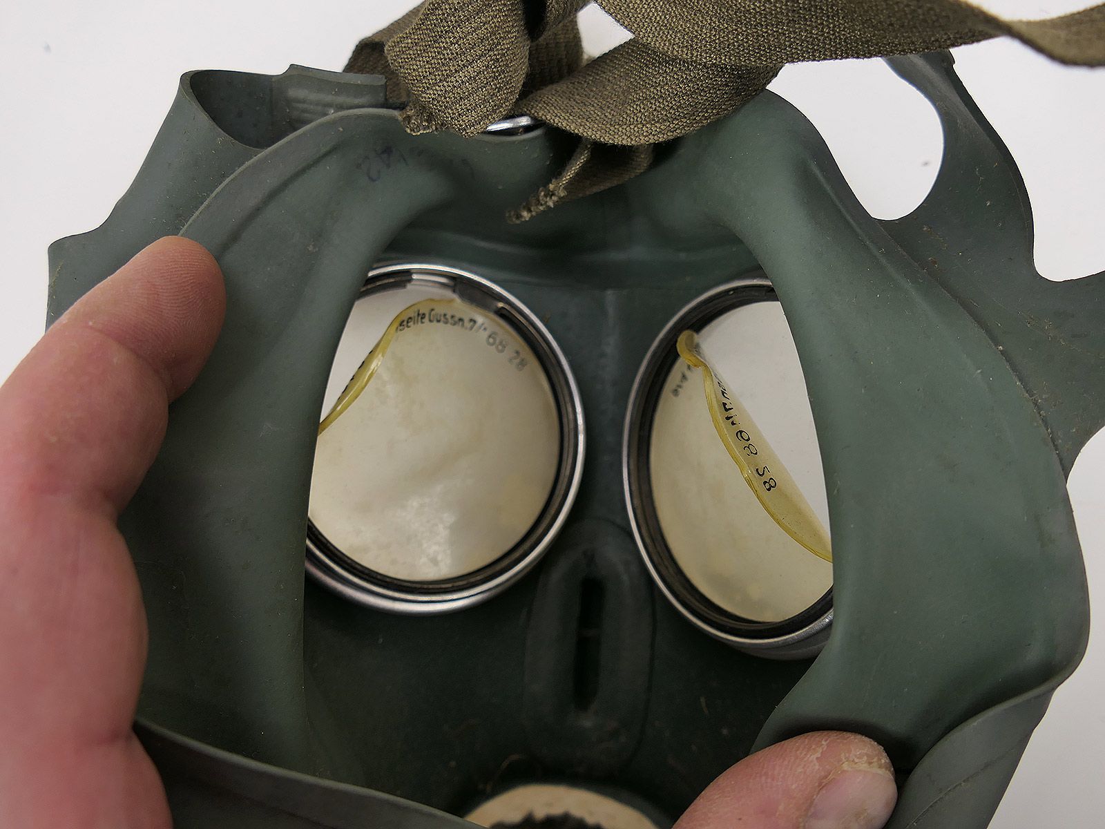 Air protection gas mask (M) People's gas mask VM-40 Protective mask ...