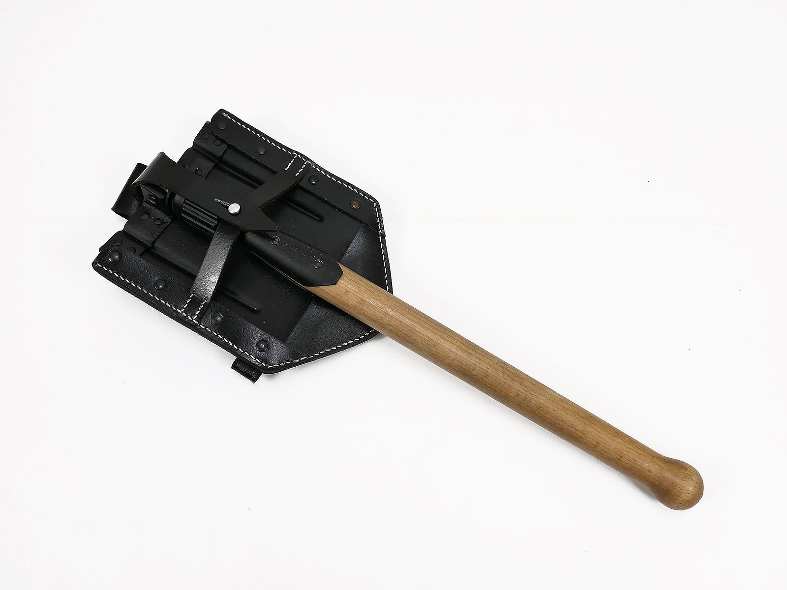 WW2 Wehrmacht folding spade with folding spade bag 1st model spade bag ...