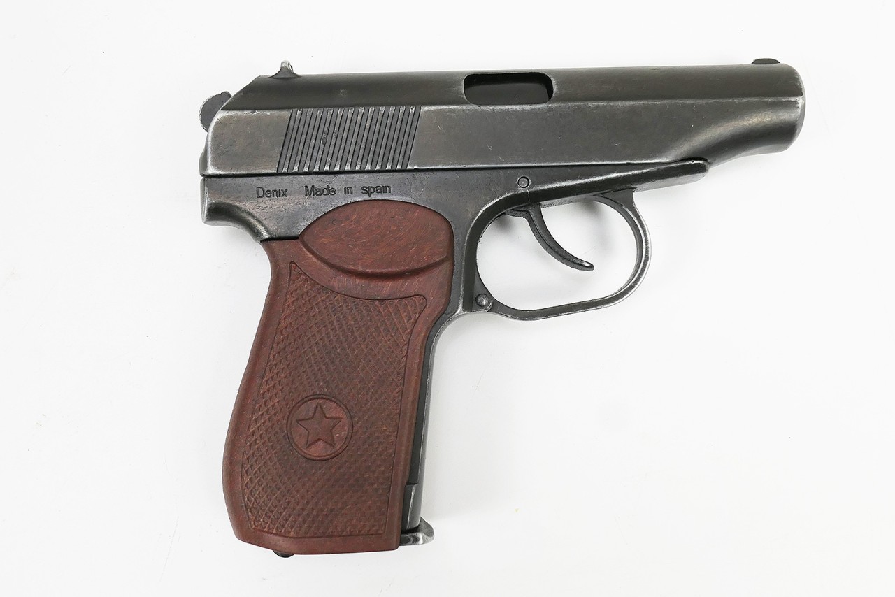Russian pistol Makarov PM | Lomax Militaria