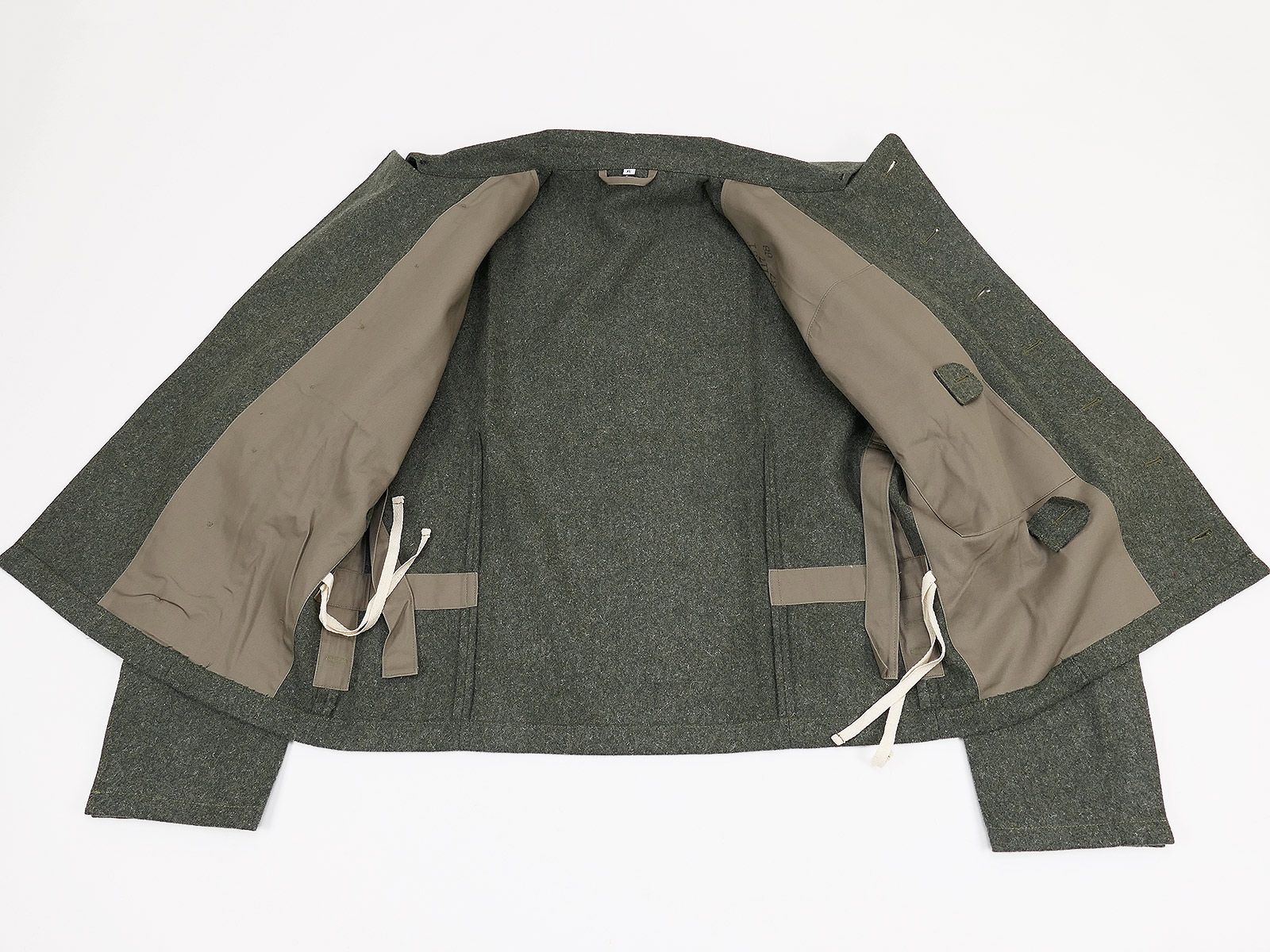 Waffen SS assault gun uniform armoured jacket wool | Lomax Militaria